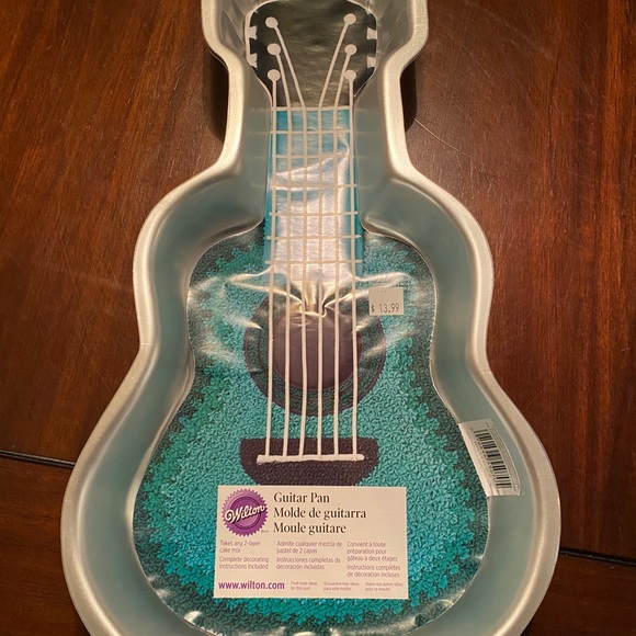 Wilton | Kitchen | Wilton Guitar Cake Pan | Poshmark